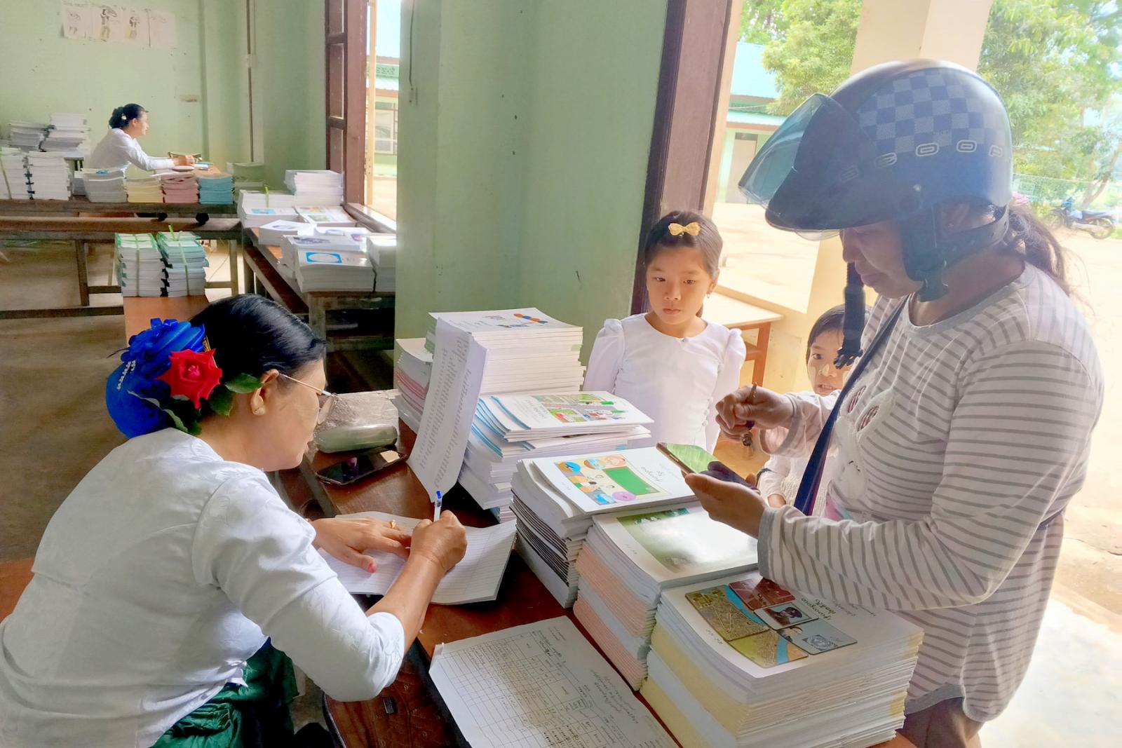 မိုင်းယုမြို့၌ ၂၀၂၄ ၂၀၂၅ ပညာသင်နှစ် အခြေခံပညာကျောင်းများ ကျောင်းအပ်န